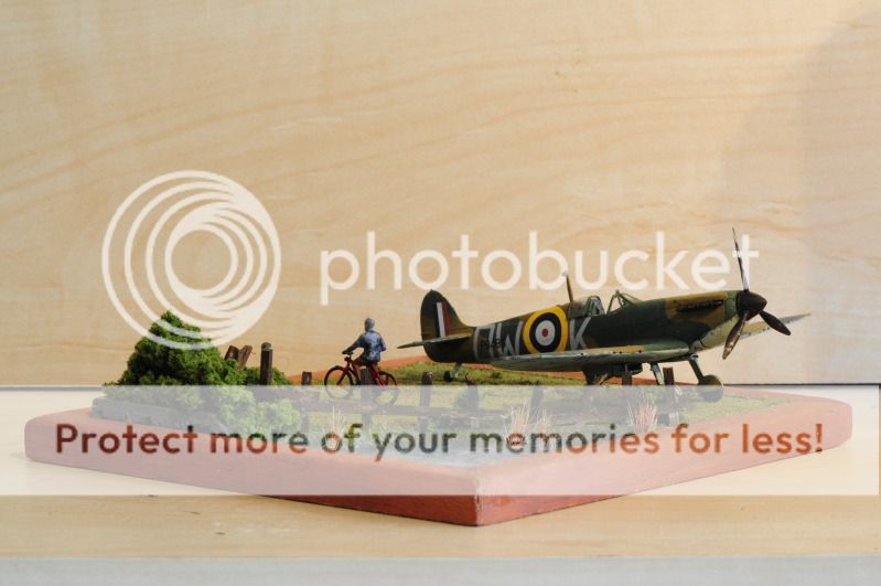 1/72 Spitfire Diorama - Ready for Inspection - Aircraft - Britmodeller.com
